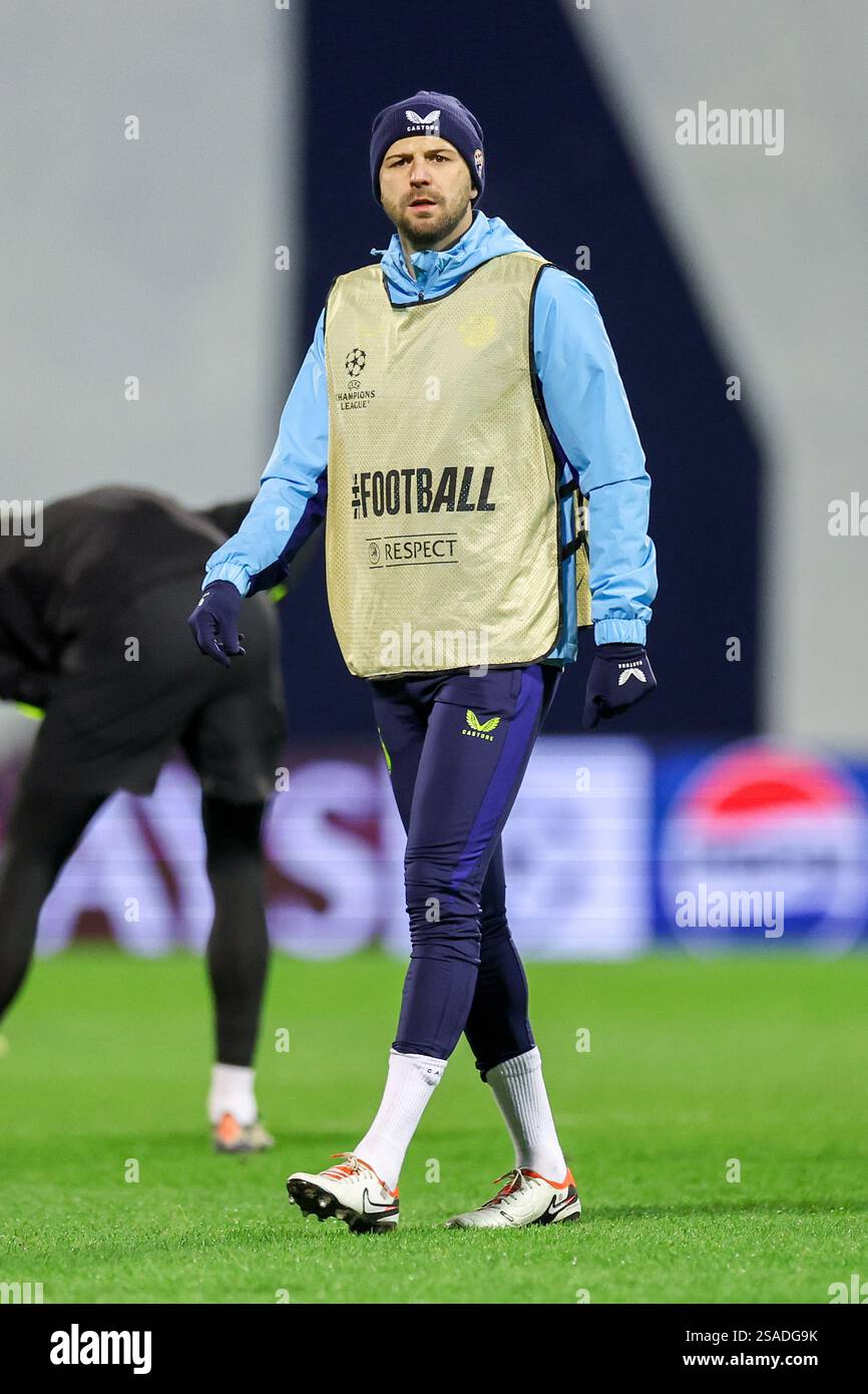 Zagreb, Croatia. 29th Jan, 2025. Josip Misic of Dinamo Zagreb warms up ...