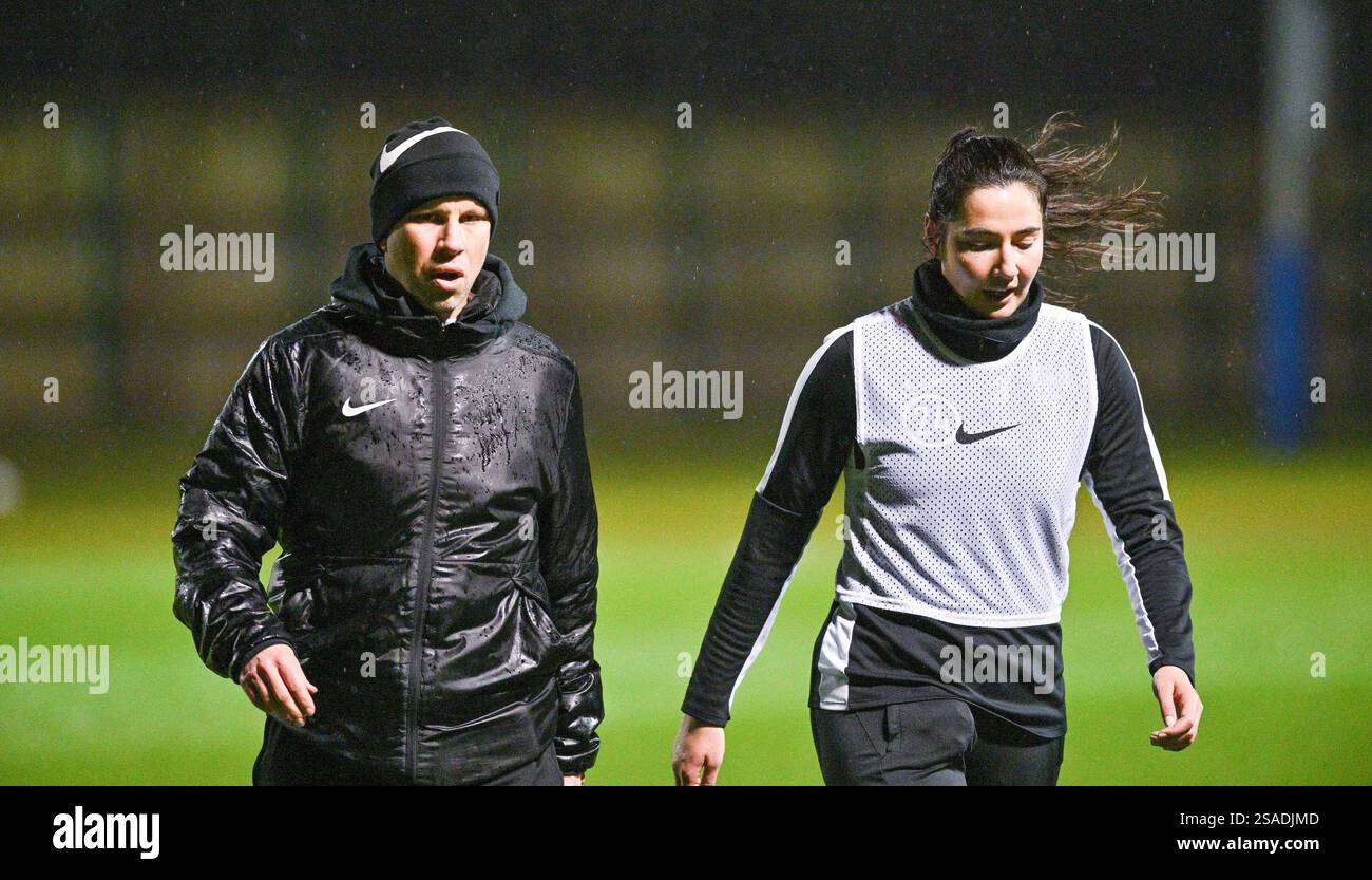 Soccer coach adam furness hi-res stock photography and images - Alamy