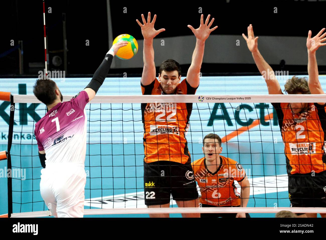 Berlin, Deutschland. 29th Jan, 2025. 29.01.2025, Max-Schmeling-Halle ...