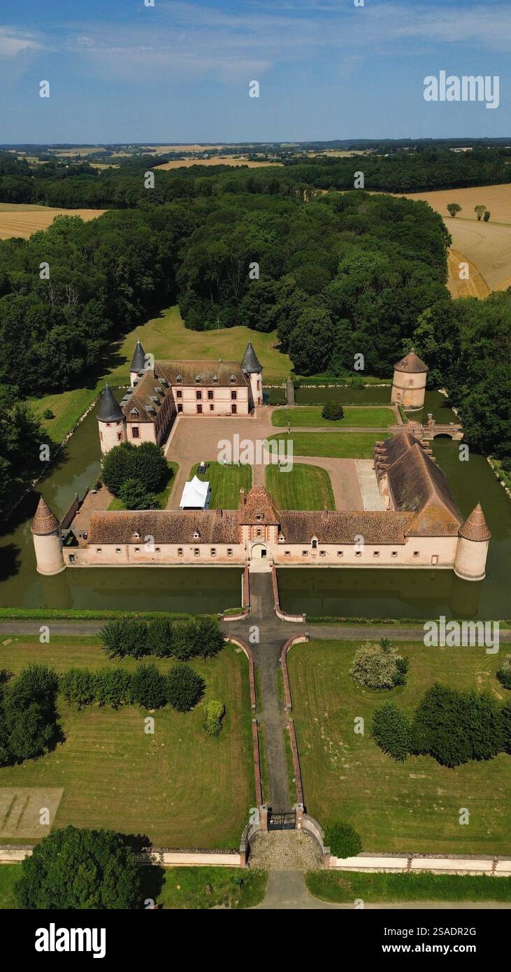 Chateau de chevillon hi-res stock photography and images - Alamy