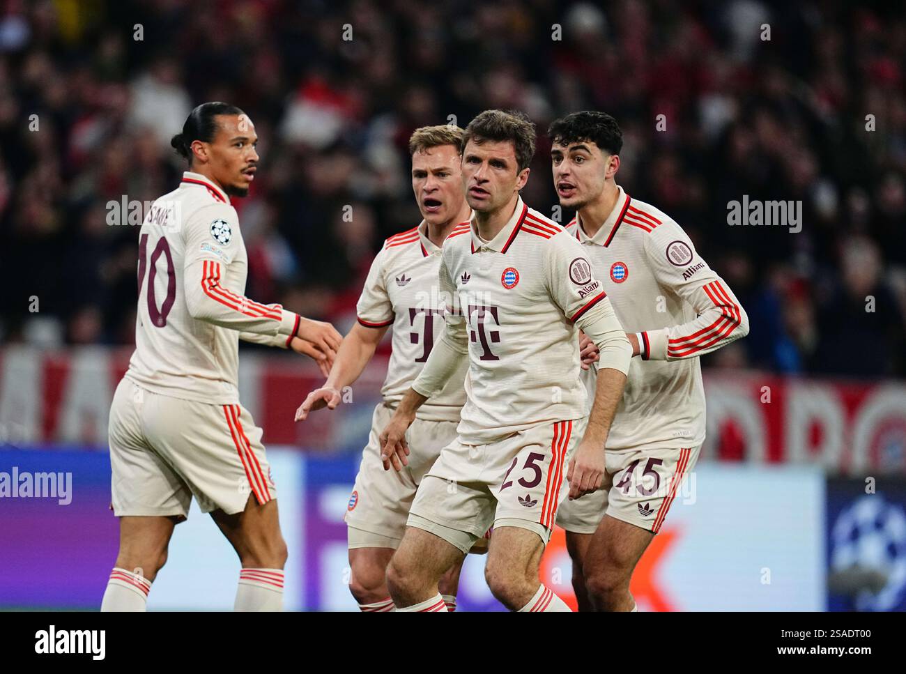 Allianz Arena, Munich, Germany. 29th Jan, 2025. Thomas Muller (Bayern Munich) scores and ...