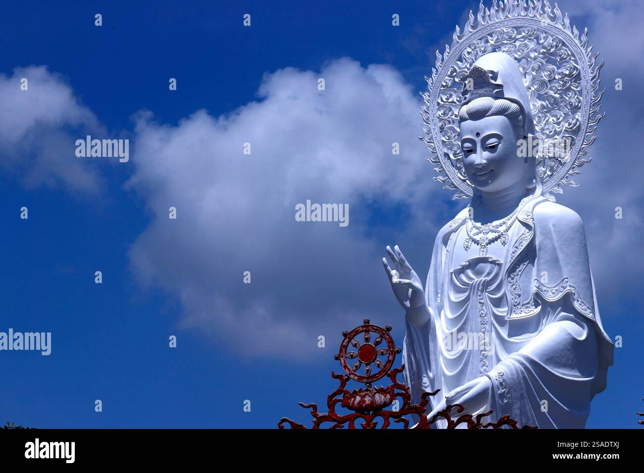 Long Duc buddhist Pagoda. Quan Am (Quanyin) bodhisattva of compassion ...