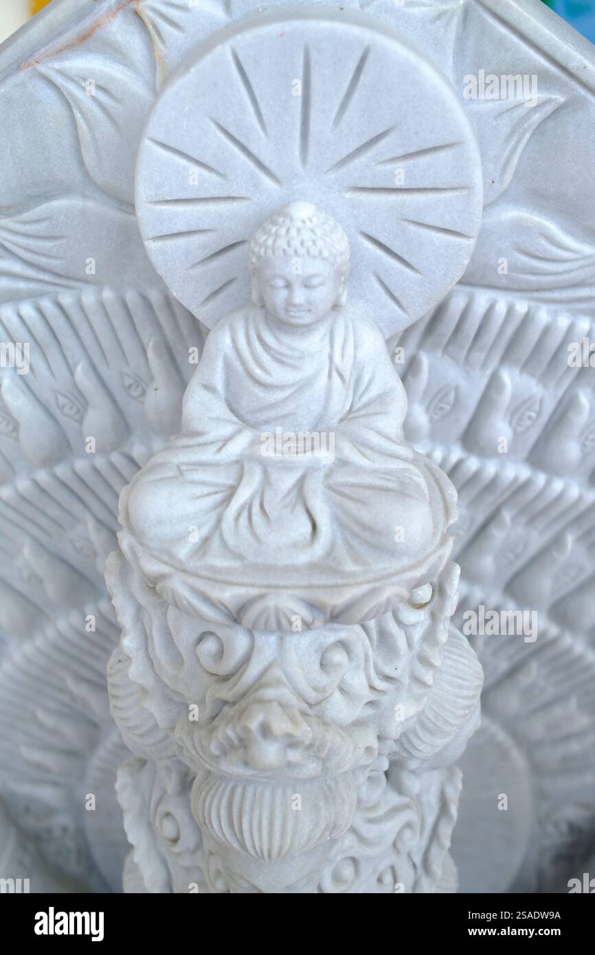 Thien Quang buddhist pagoda. Quan Am (Quanyin) bodhisattva of ...