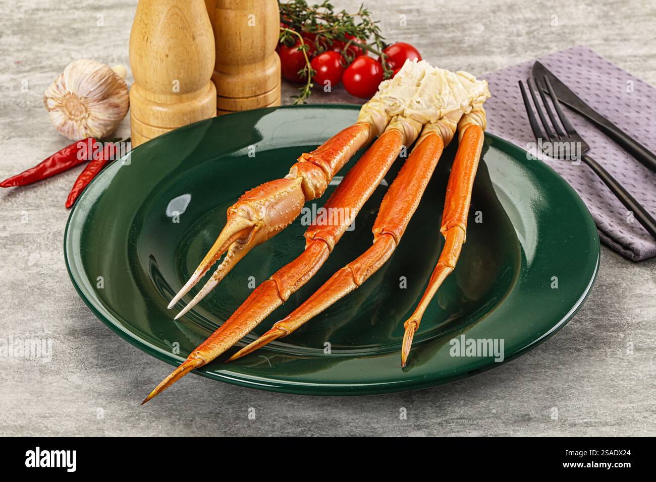 Delicous luxury boiled crab claw legs Stock Photo - Alamy