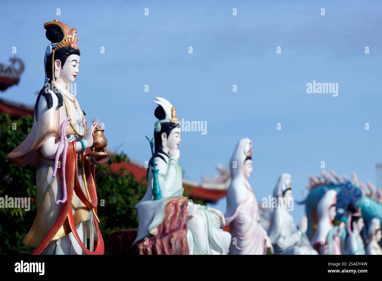 Thien Truc buddhist pagoda. Quan Am (Quanyin) bodhisattva of compassion ...