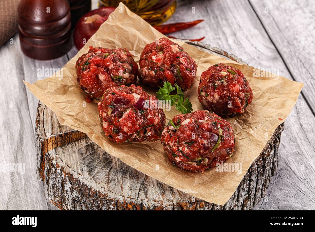 Raw beef homemade meatballs for cooking Stock Photo - Alamy