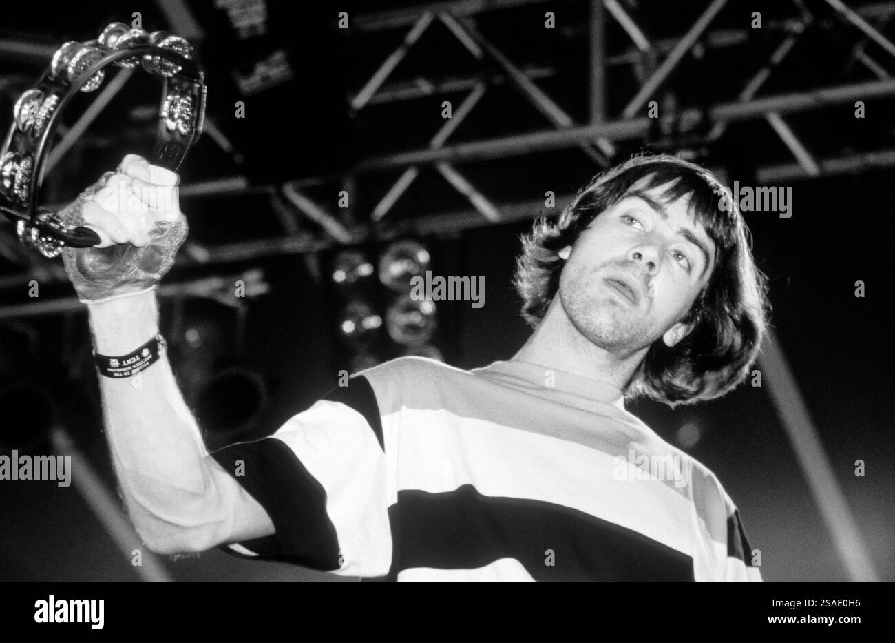 CAMPAG VELOCET, READING FESTIVAL, 1998: Pete Voss of the band Campag ...