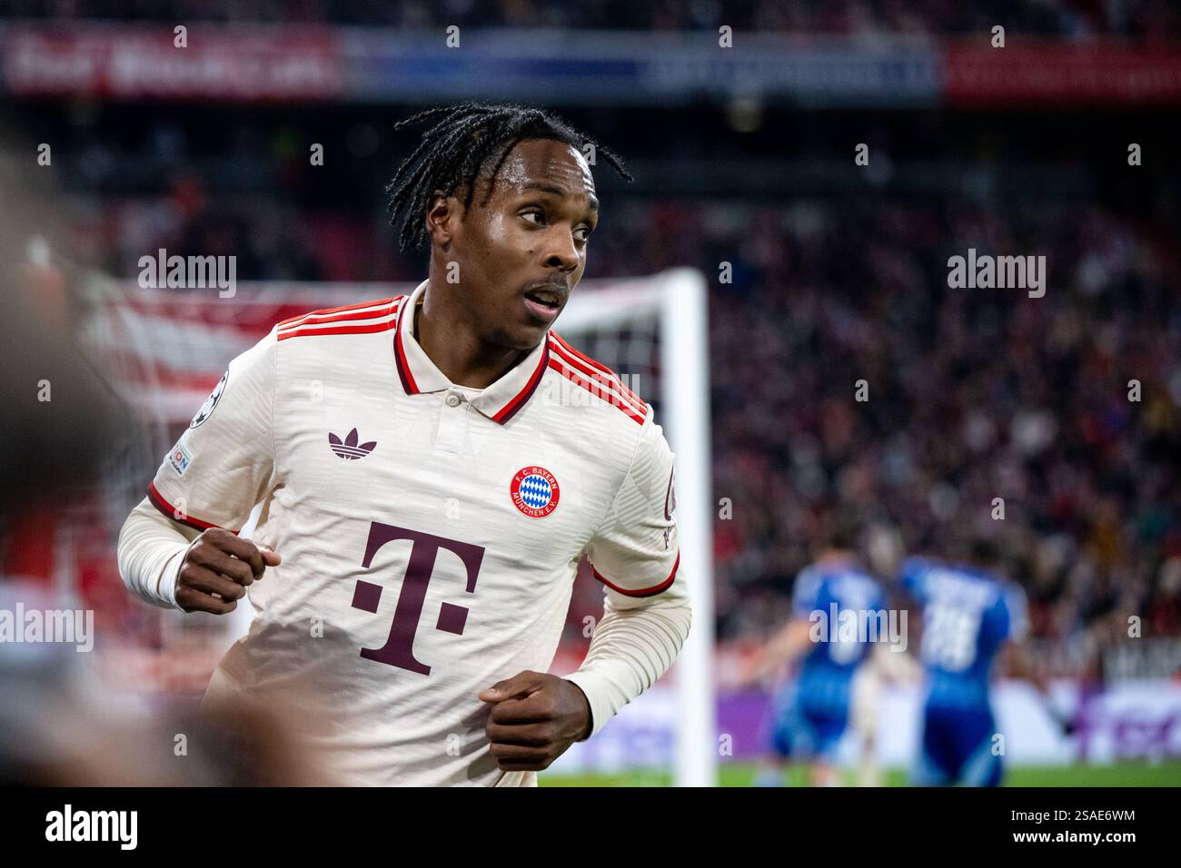 Mathys Tel (FC Bayern Muenchen, #39) aergert sich, GER, FC Bayern ...