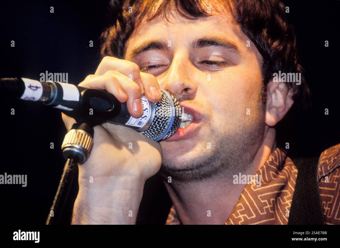 Mainstream recognition hi-res stock photography and images - Alamy