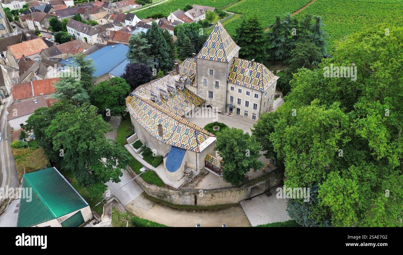 Santenay castle hi-res stock photography and images - Alamy