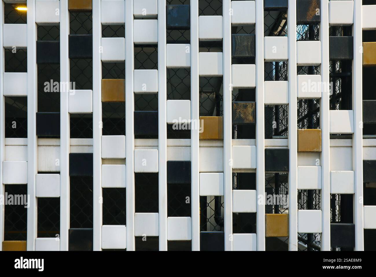 Perpendicular parking hi-res stock photography and images - Alamy