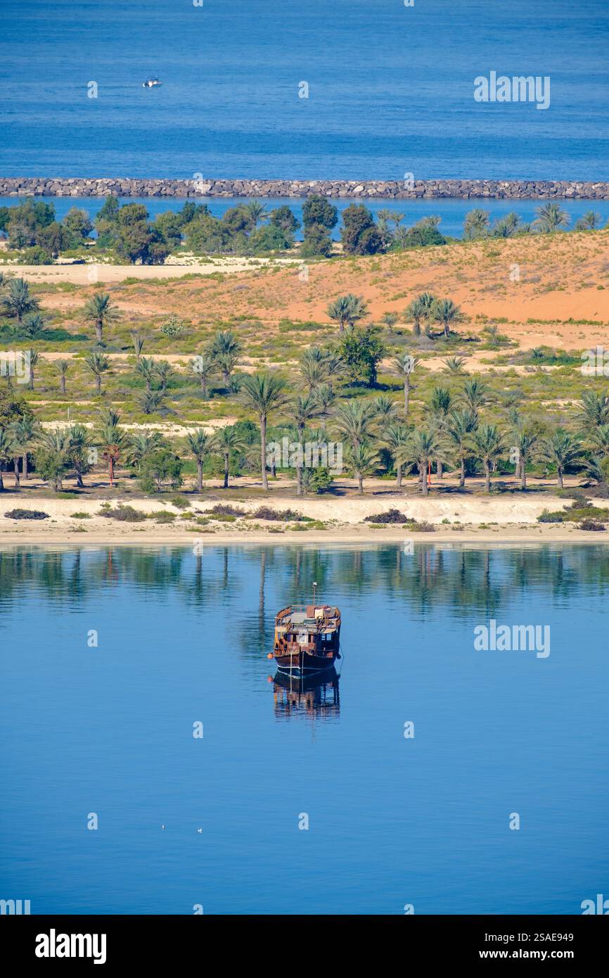 January 4th 2024, Abu Dhabi, United Arab Emirates, Al Lulu Island Stock ...