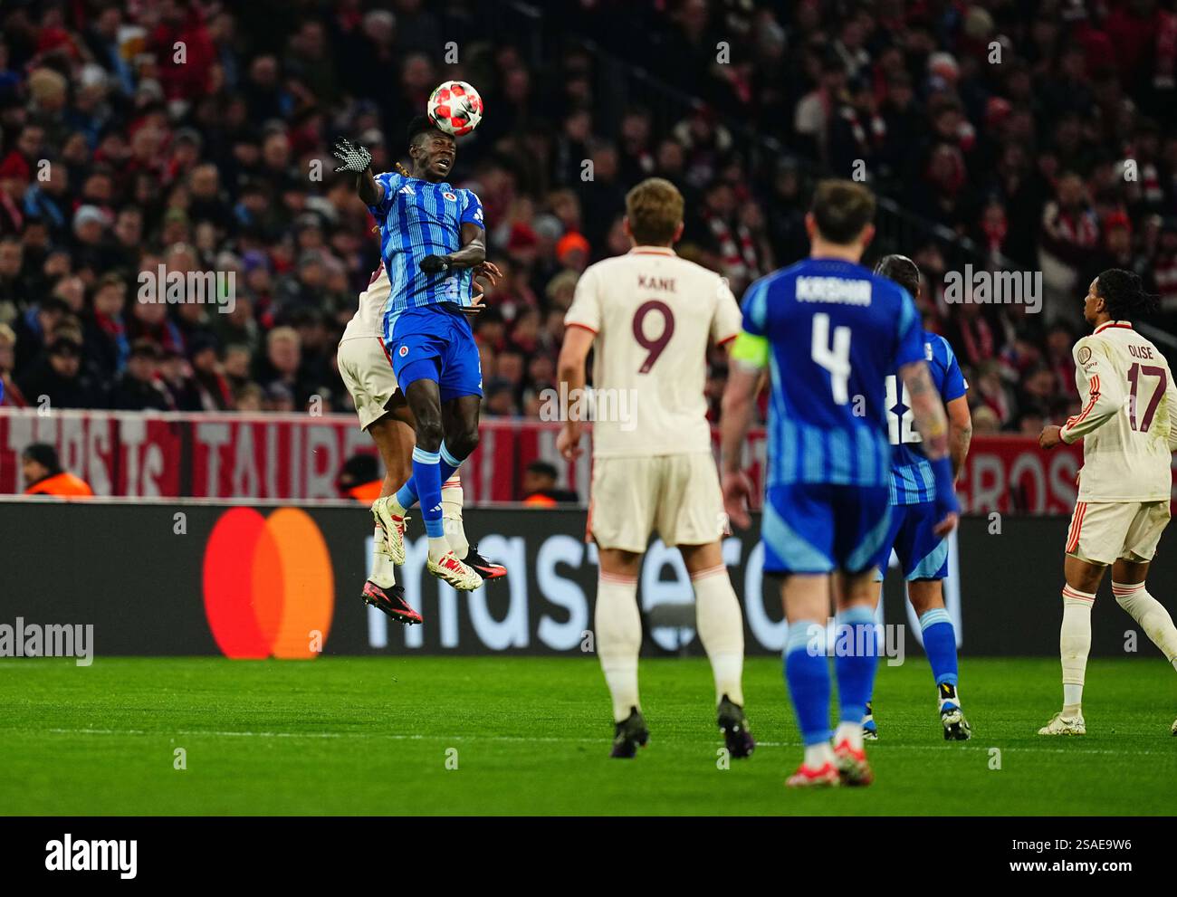 Munich, Germany. 29th Jan, 2025. January 29 2025: Sacha Boey (Bayern ...