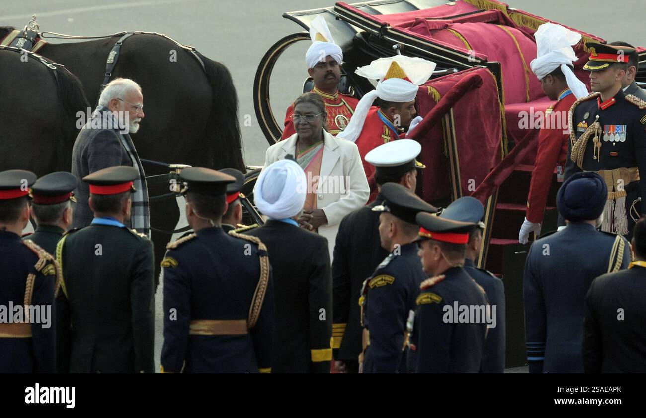 NEW DELHI, INDIA - JANUARY 29: Convoy of President of India Droupadi ...