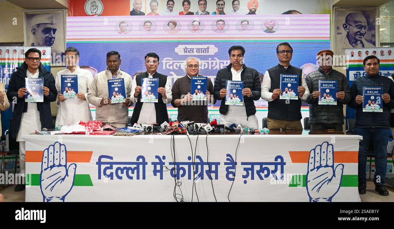 NEW DELHI, INDIA - JANUARY 29: Senior Congress leaders Jairam Ramesh ...