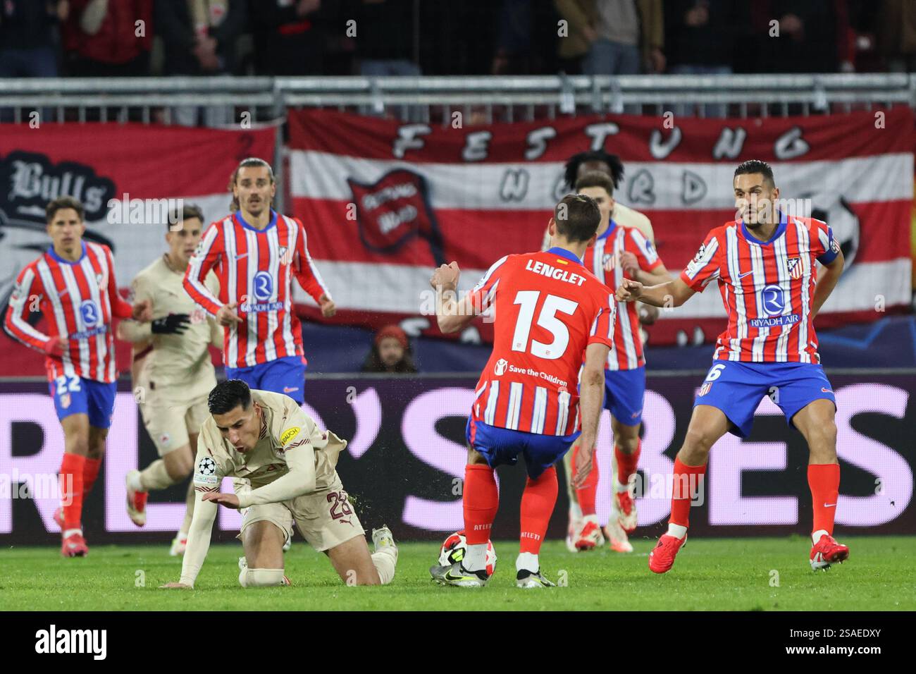 Salzburg, Austria. 29th Jan, 2025. SALZBURG, AUSTRIA - JANUARY 29: Adam ...