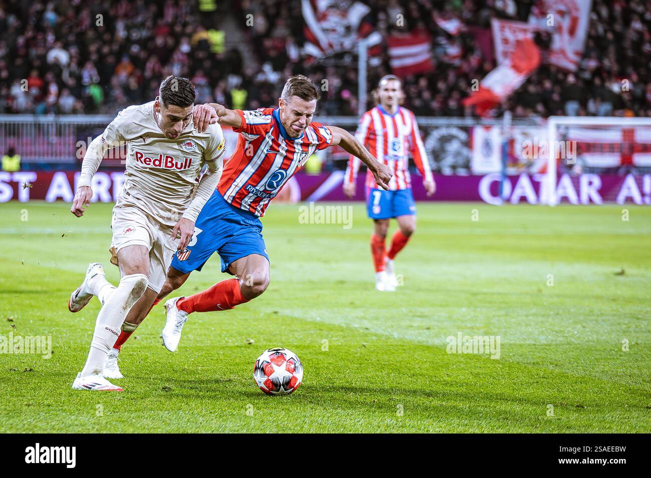 ABD0230 20250129 - SALZBURG - ÖSTERREICH: v.l.Adam Daghim (FC Red Bull ...