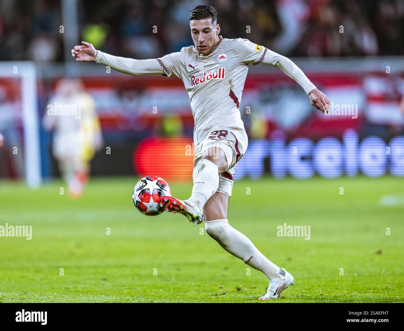 ABD0235 20250129 - SALZBURG - ÖSTERREICH: Adam Daghim (FC Red Bull ...