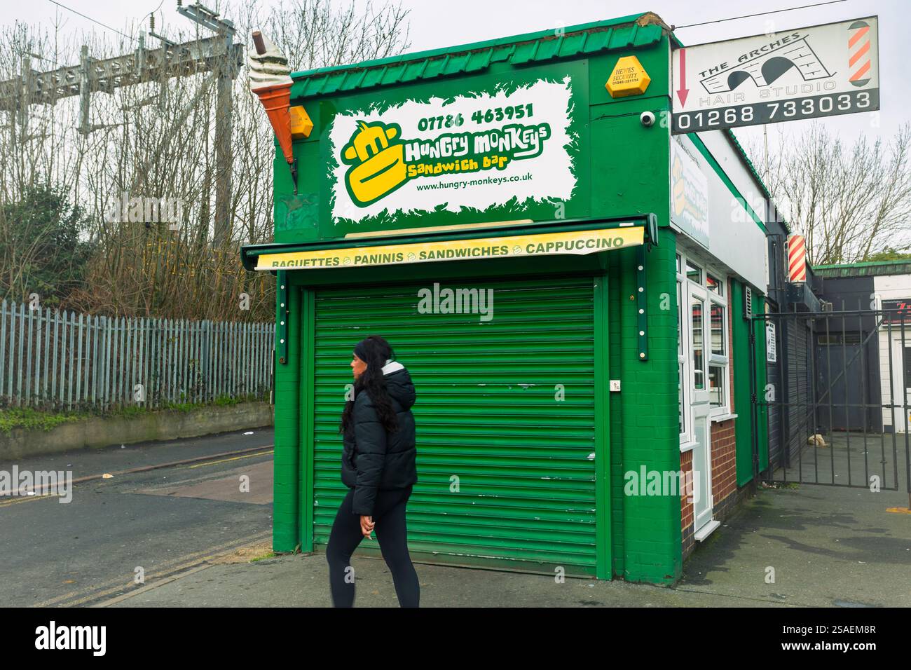 Hungry Monkeys Sandwich Bar on the Corner of Ststion Road, Wickfprd ...