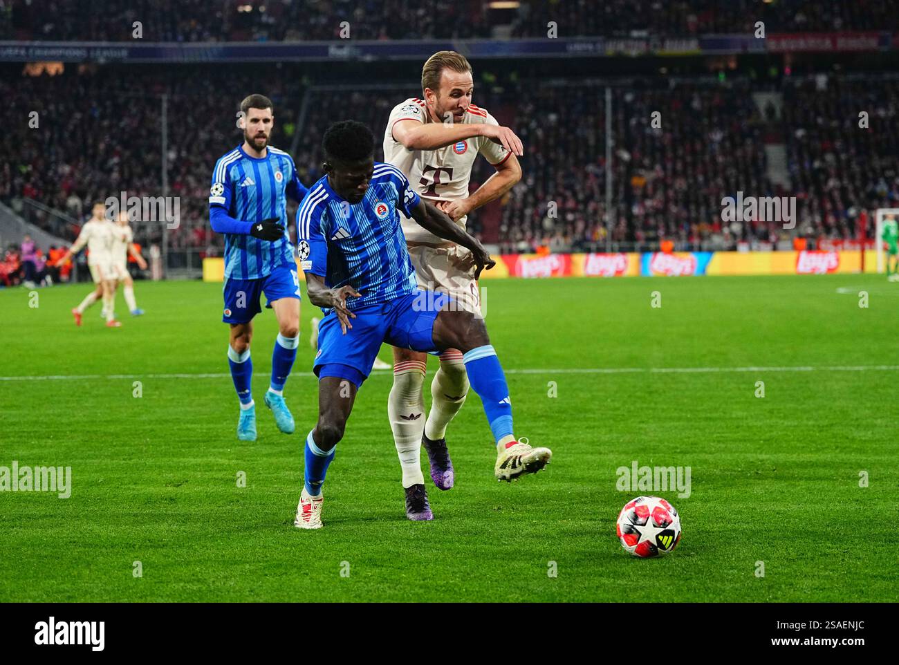 Allianz Arena, Munich, Germany. 29th Jan, 2025. Sharani Zuberu (Slovan ...