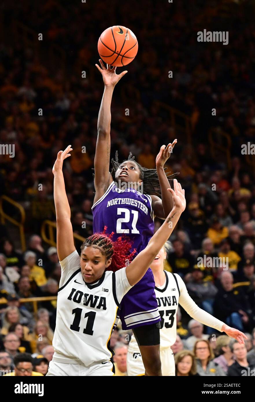 IOWA CITY, IA - JANUARY 28 - Northwestern guard Melanie Daley (21 ...