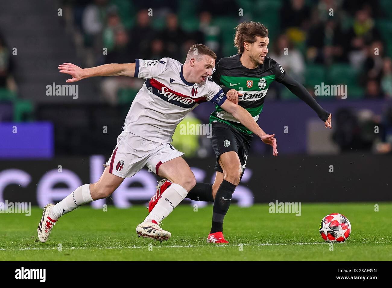Lewis Ferguson (Bologna) Ivan Fresneda (Sporting CP Lisboa) during the ...