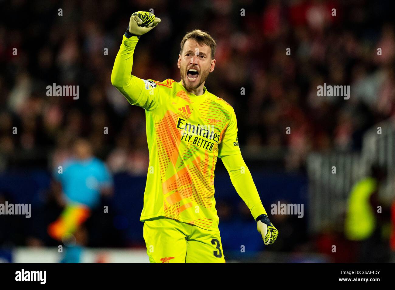 Girona, Spain. 29th Jan, 2025. Neto (Arsenal FC) celebrates after the ...