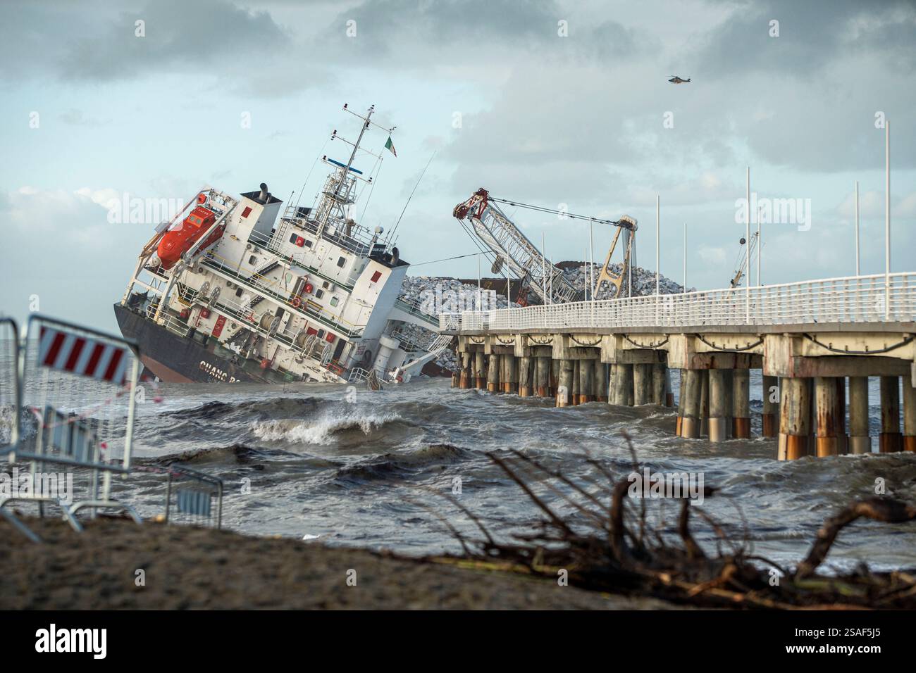 Massa, Massa Carrara, Italy. 29th Jan, 2025. Accident in Marina di ...