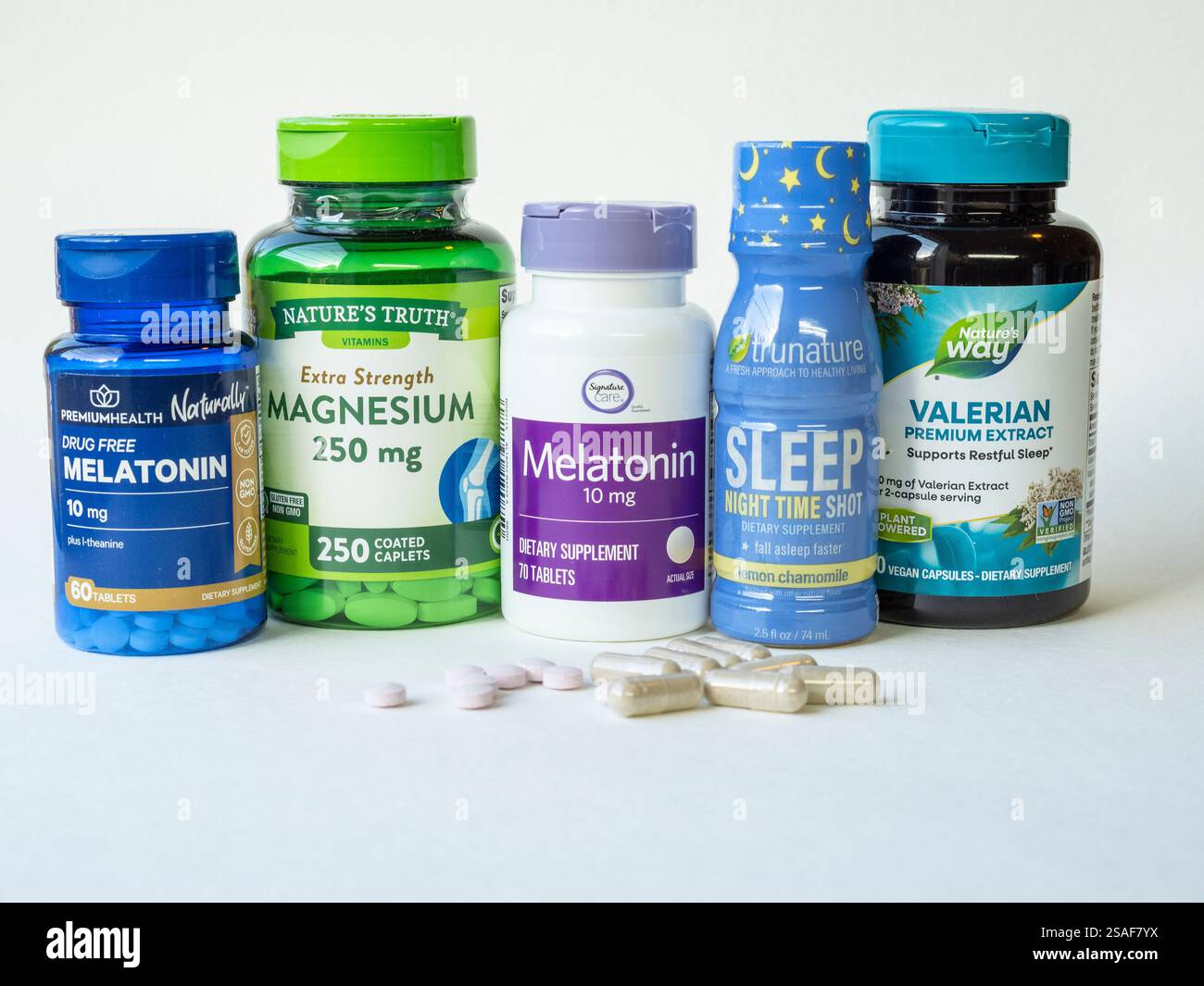 Liquid sleep aid hi-res stock photography and images - Alamy