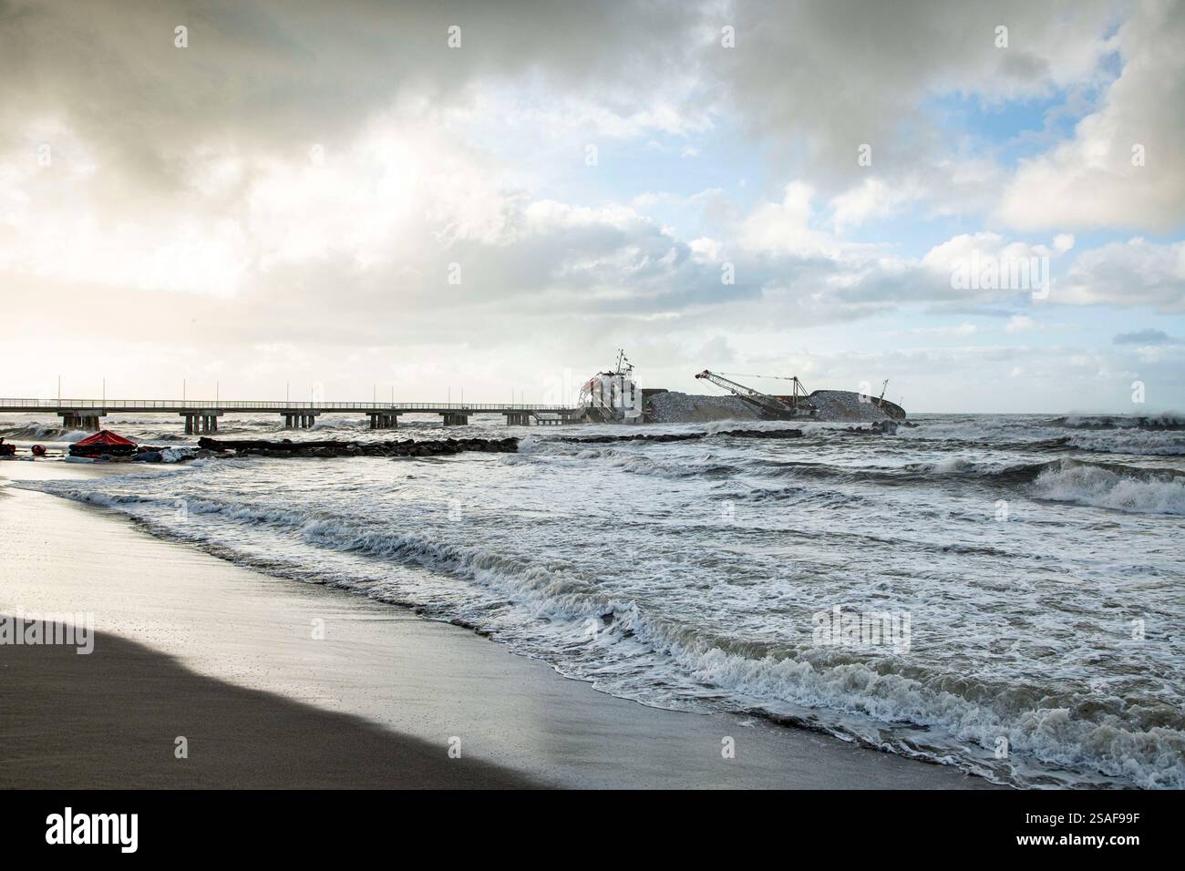 Massa, Massa Carrara, Italy. 29th Jan, 2025. Accident in Marina di ...