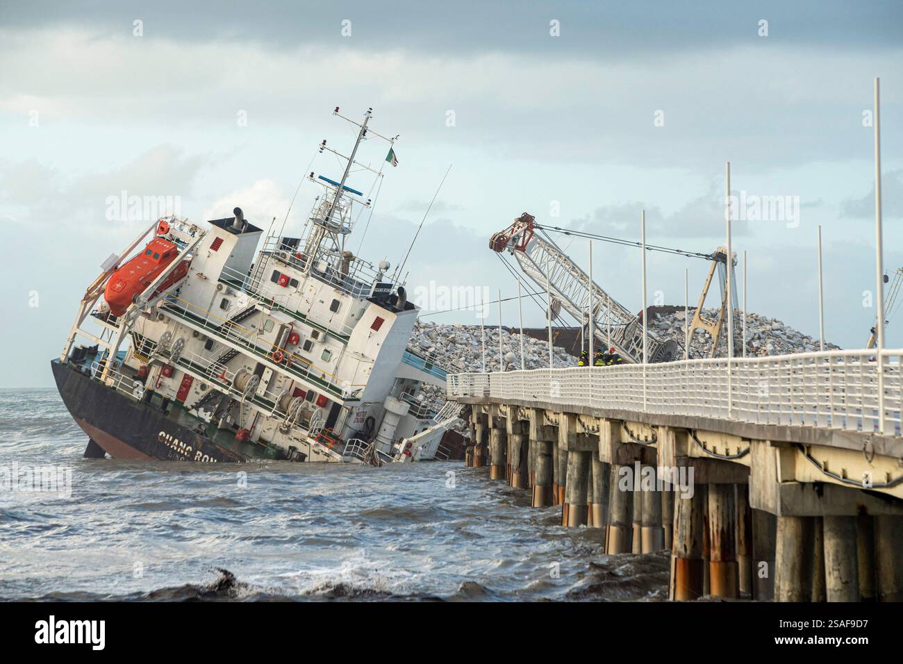 Massa, Massa Carrara, Italy. 29th Jan, 2025. Accident in Marina di ...