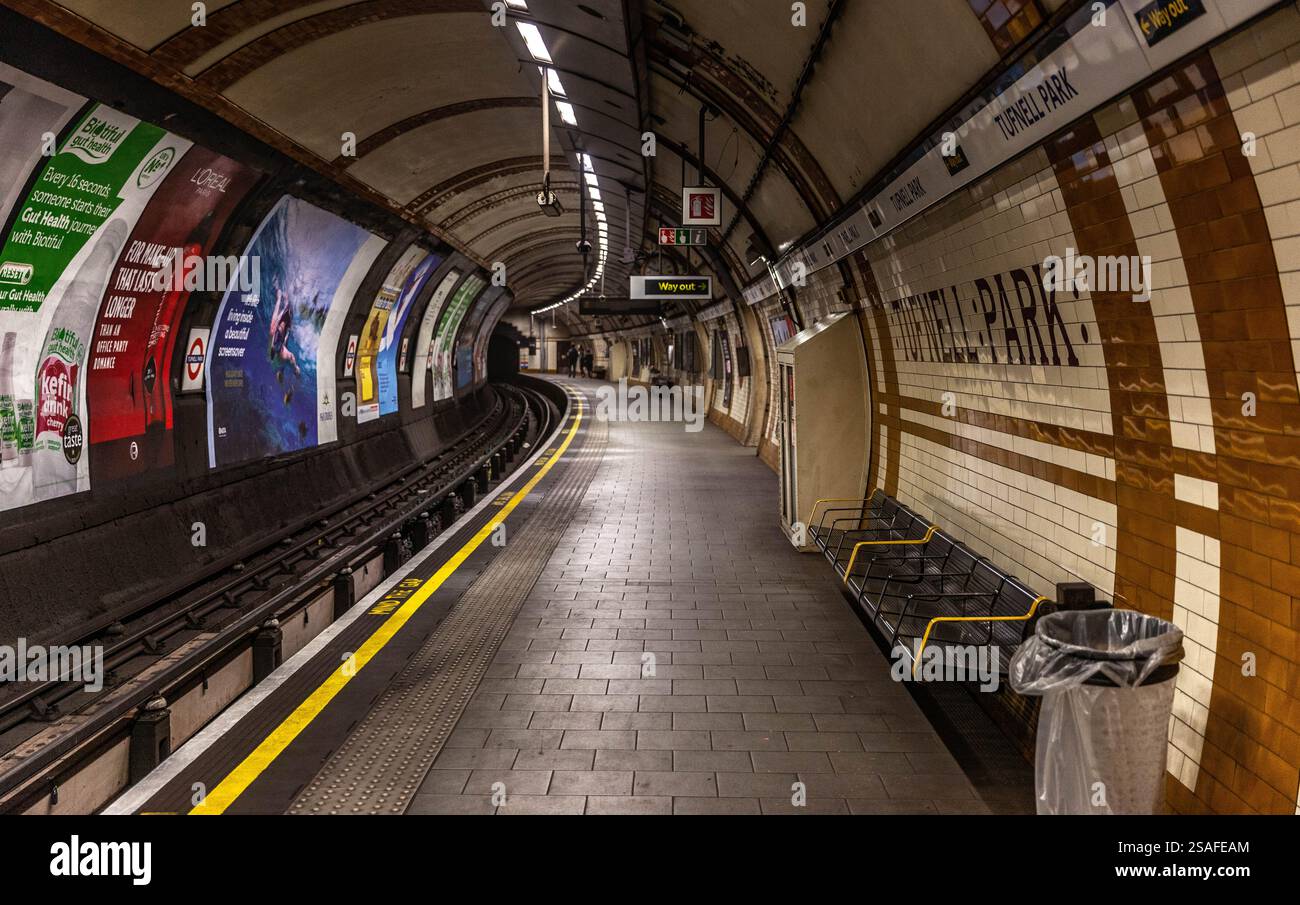 Tufnell Park tube station, London, England, UK Stock Photo - Alamy