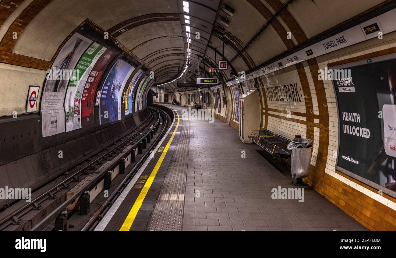 Tufnell Park tube station, London, England, UK Stock Photo - Alamy