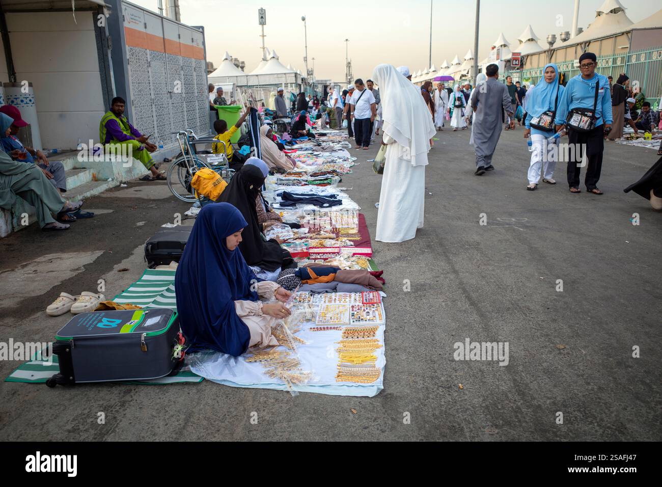 Mecca, Saudi Arabia - June 16, 2024: Souvenir sellers near the hajj ...