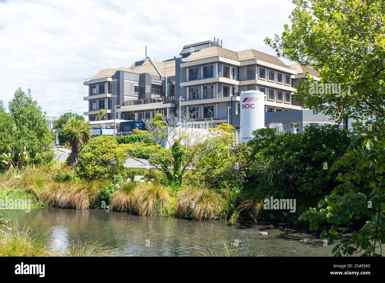 Christchurch Hospital Parkside across River Avon, Christchurch Central ...