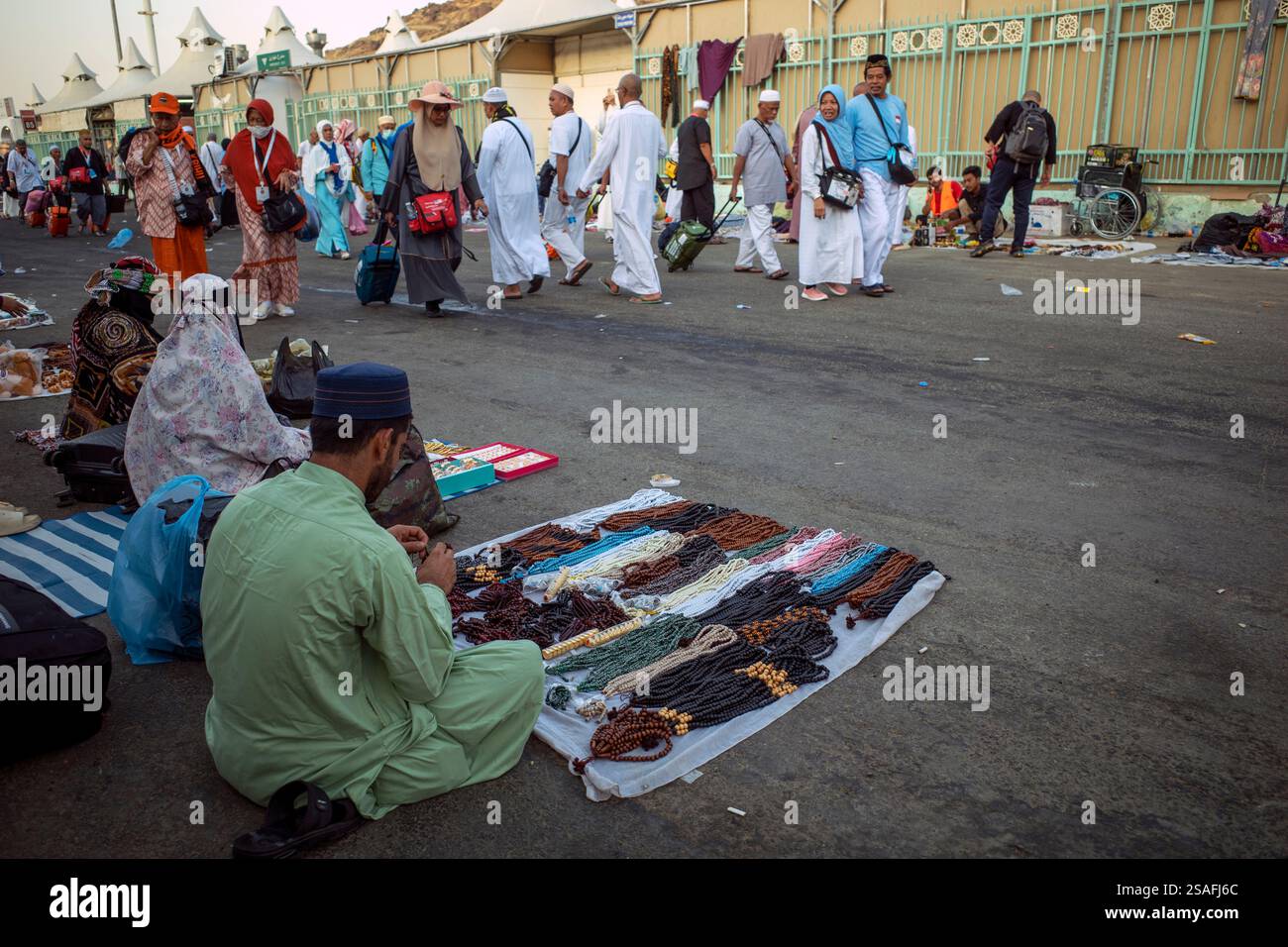 Mecca, Saudi Arabia - June 16, 2024: Souvenir sellers near the hajj ...