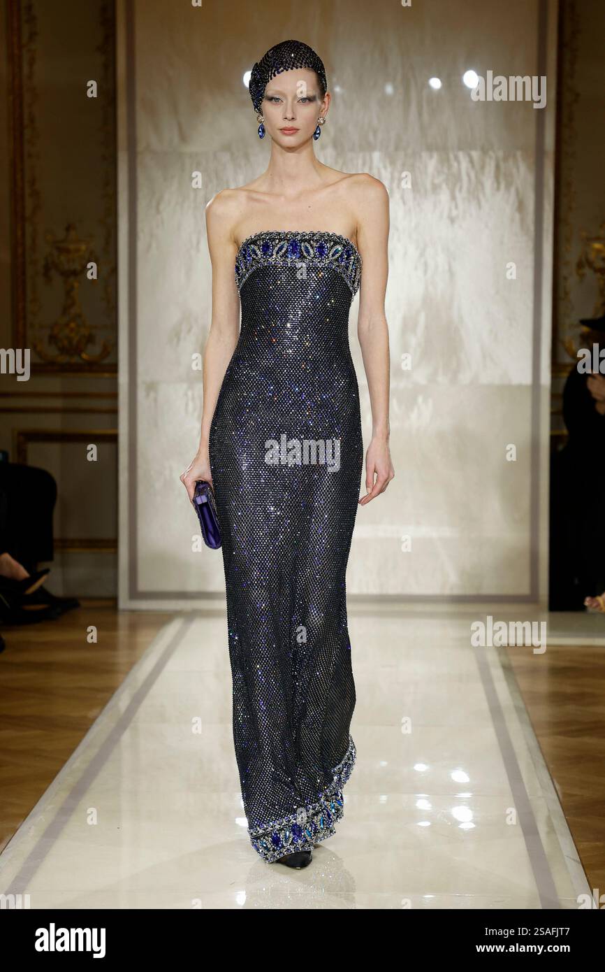 Paris, Frankreich. 28th Jan, 2025. GIORGIO ARMANI PRIVE Haute Couture ...