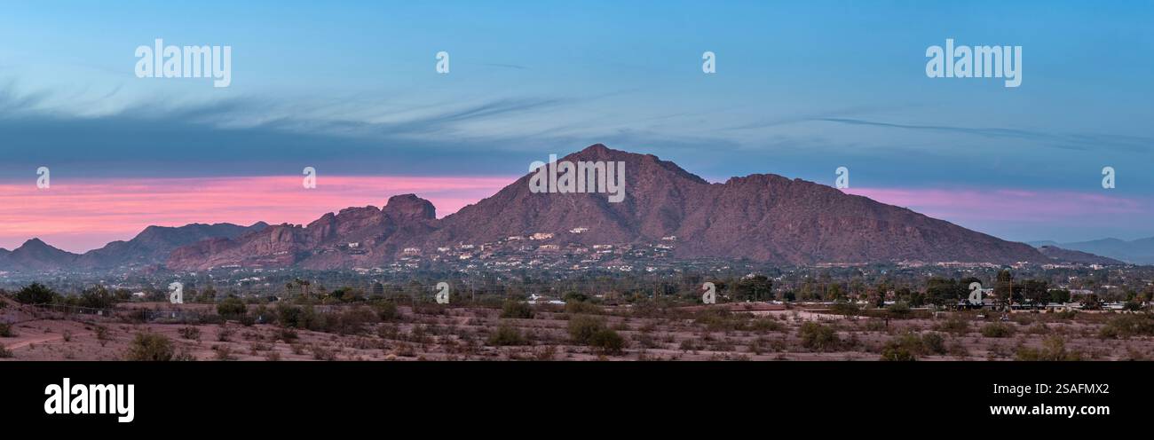 Urban sprawl phoenix arizona sunset hi-res stock photography and images ...