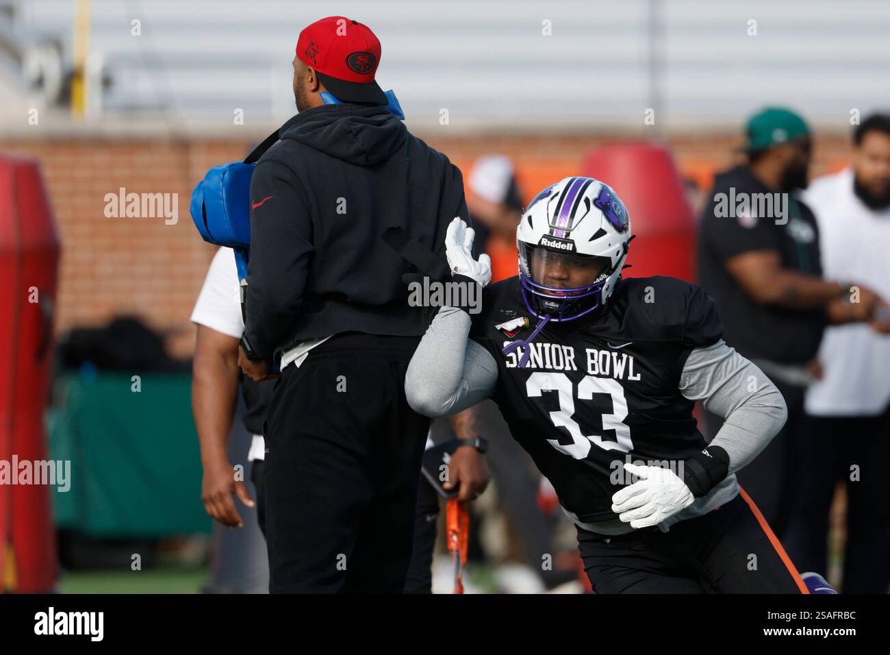 National team defensive lineman David Walker of Central Arkansas (33 ...
