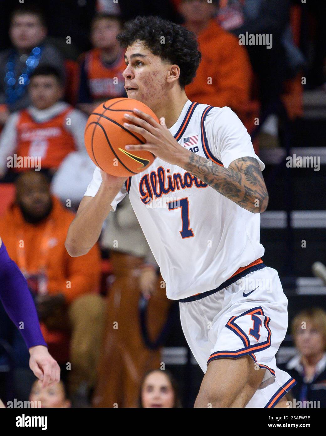 Illinois' Will Riley advances the ball during an NCAA college ...
