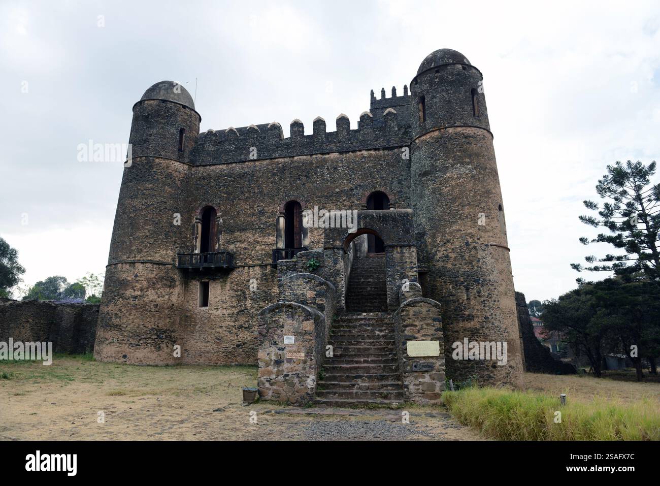 Emperor fasilides castle hi-res stock photography and images - Alamy