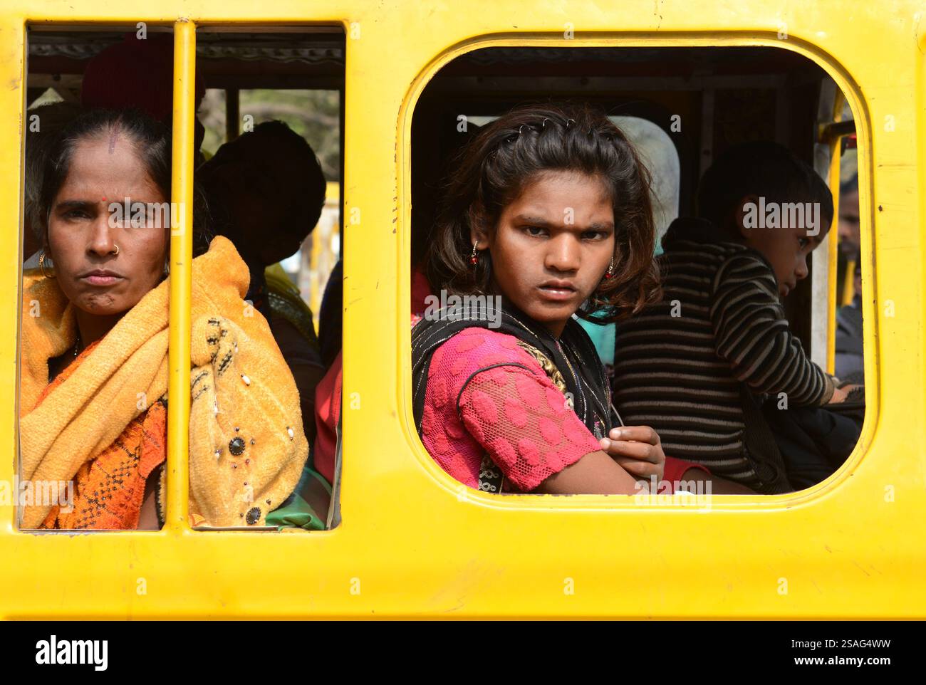 Passengers on a large Auto rickshaw in Kannauj, Uttar Pradesh, India ...