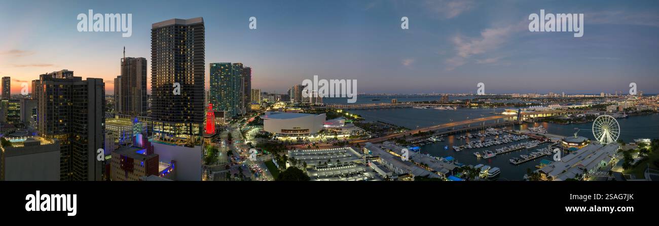 High illuminated skyscrapers of Brickell, city's financial center ...