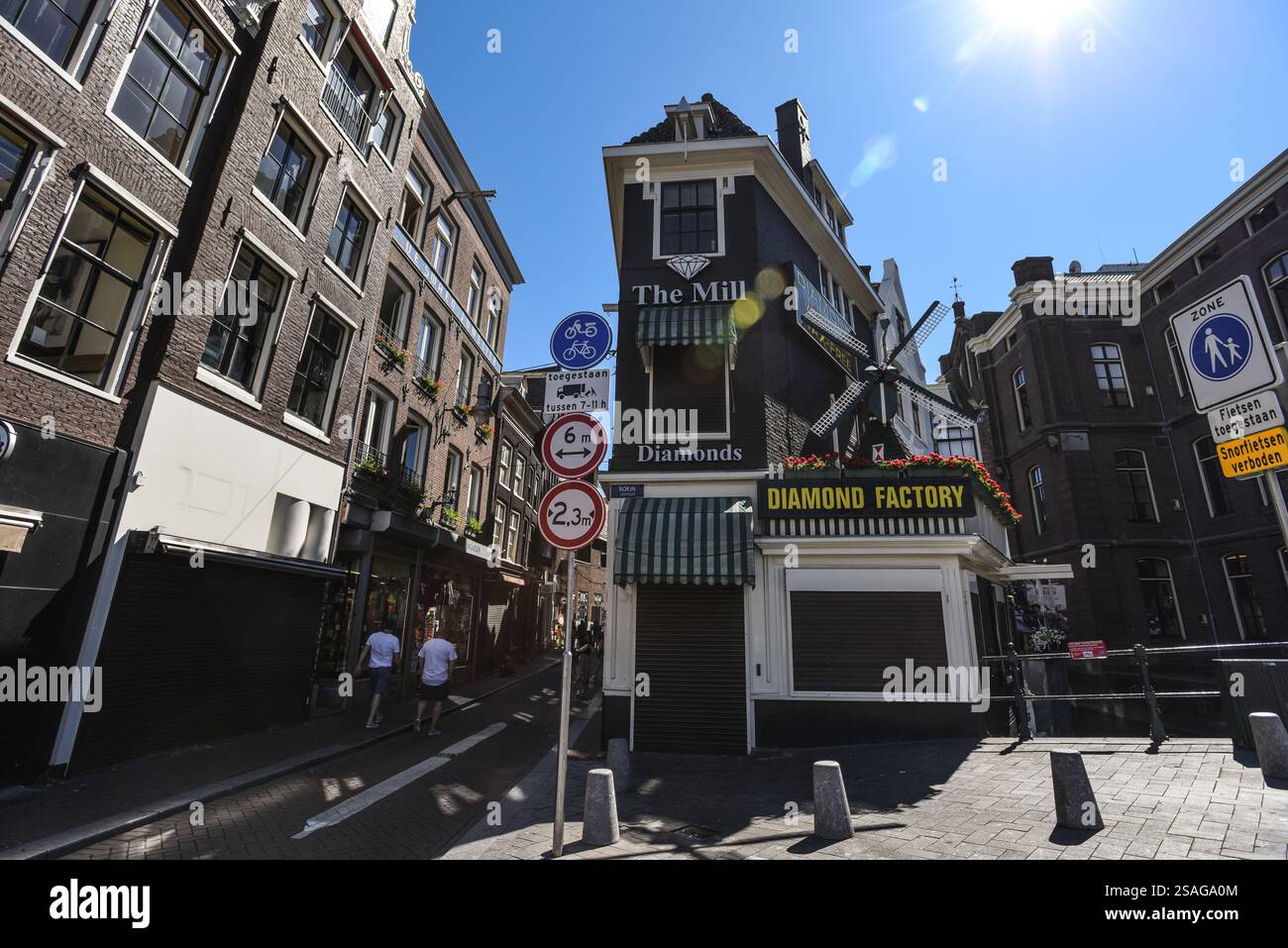 The mill diamonds hi-res stock photography and images - Alamy