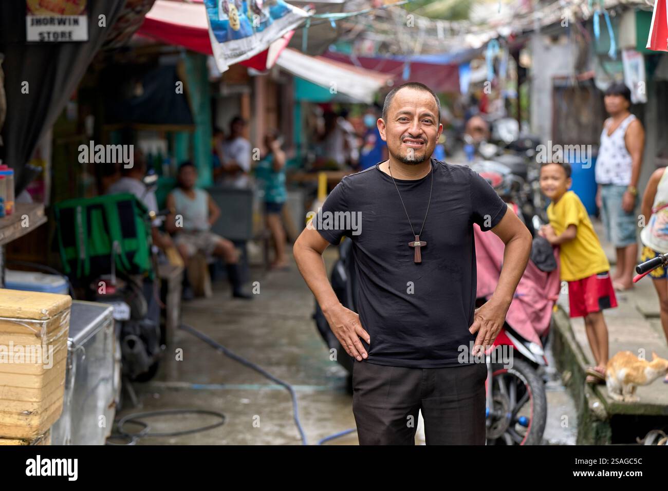 Father Victor Sandoval, a Missionary Servants of the Word priest from ...