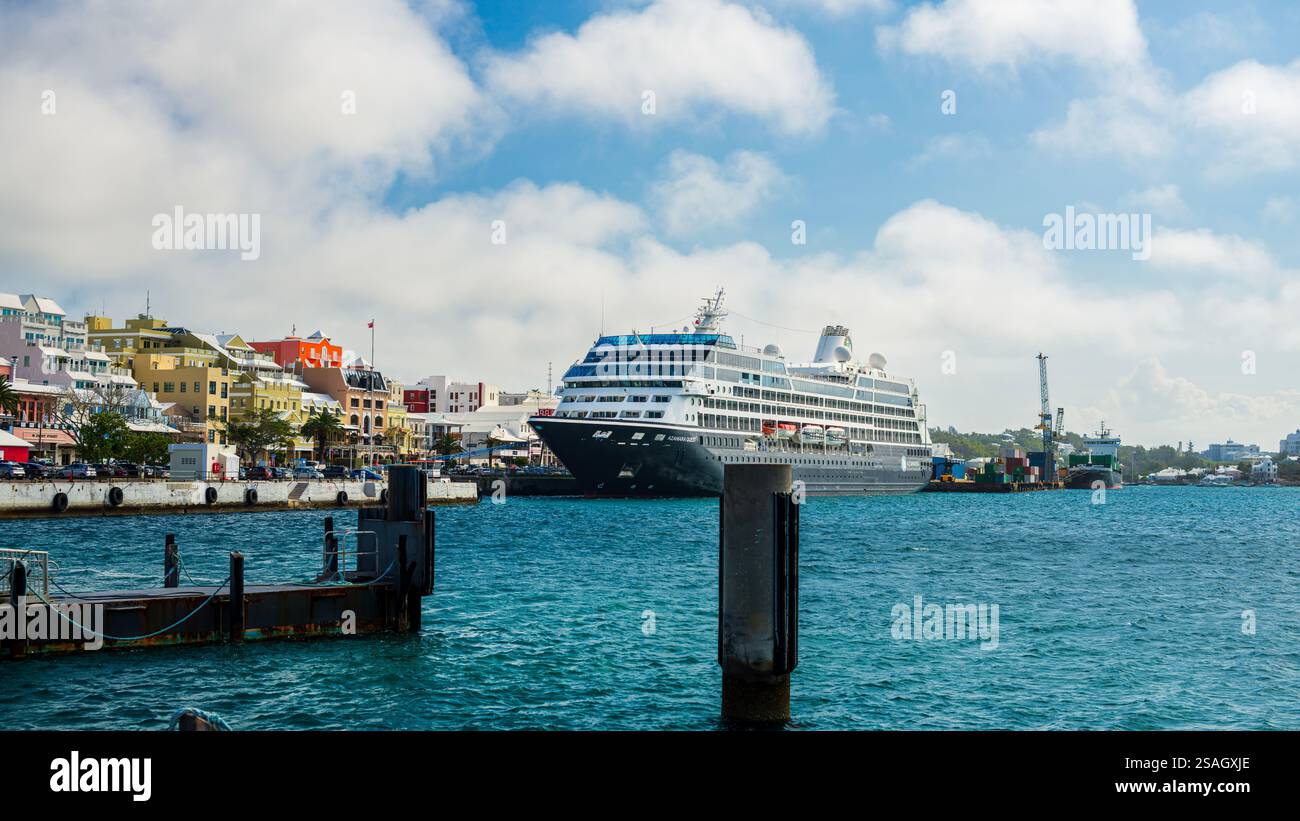Azamara Cruise Ship docked in Hamilton, Bermuda Stock Photo - Alamy
