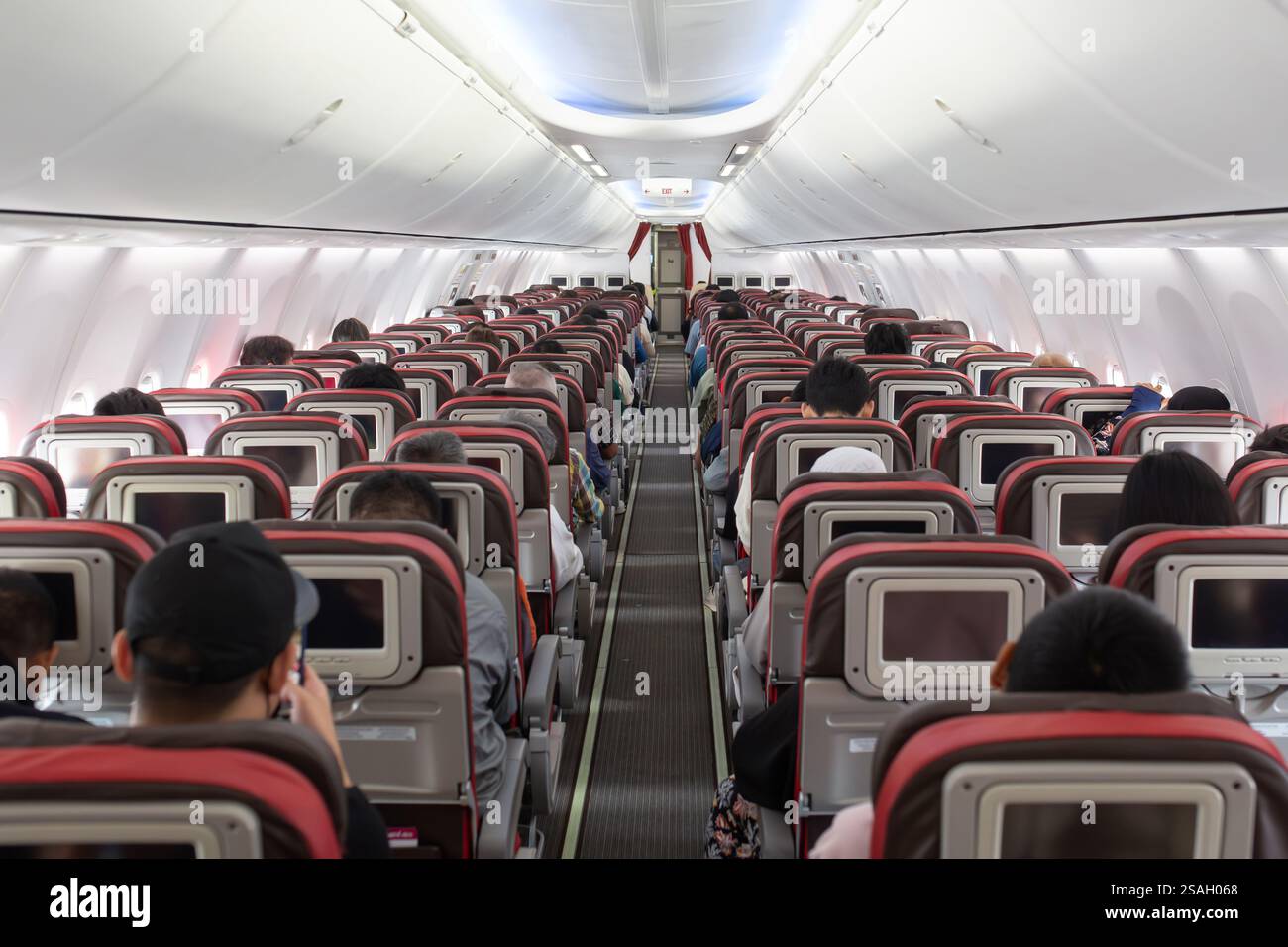 Airplane inside hi-res stock photography and images - Alamy