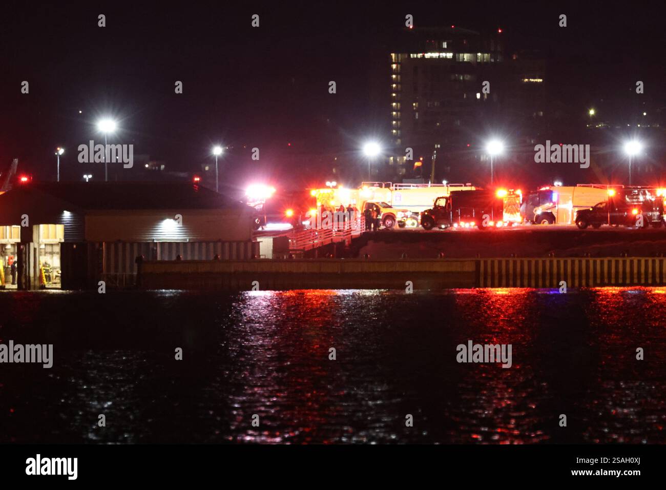 WASHINGTON –– Emergency response after American Airlines flight 5342 ...