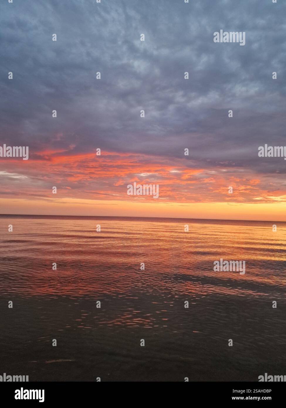 Slowing clouds sky view hi-res stock photography and images - Alamy