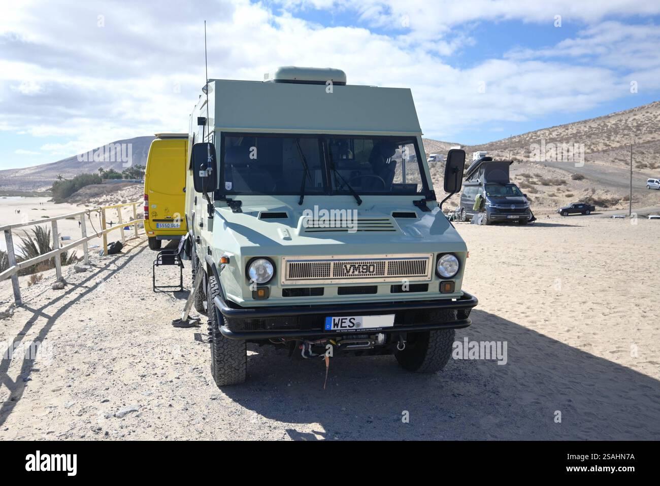 Iveco VM90, Wohnmobil auf Fuerteventura, Kanarische Insel, Spanien. Der ...